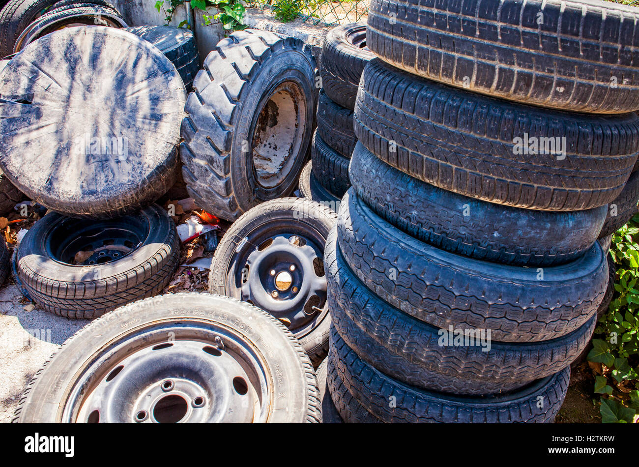Tire storage to recycle,recycling center Stock Photo - Alamy