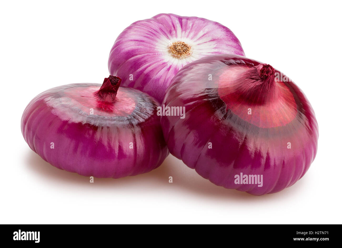 red onions isolated Stock Photo - Alamy