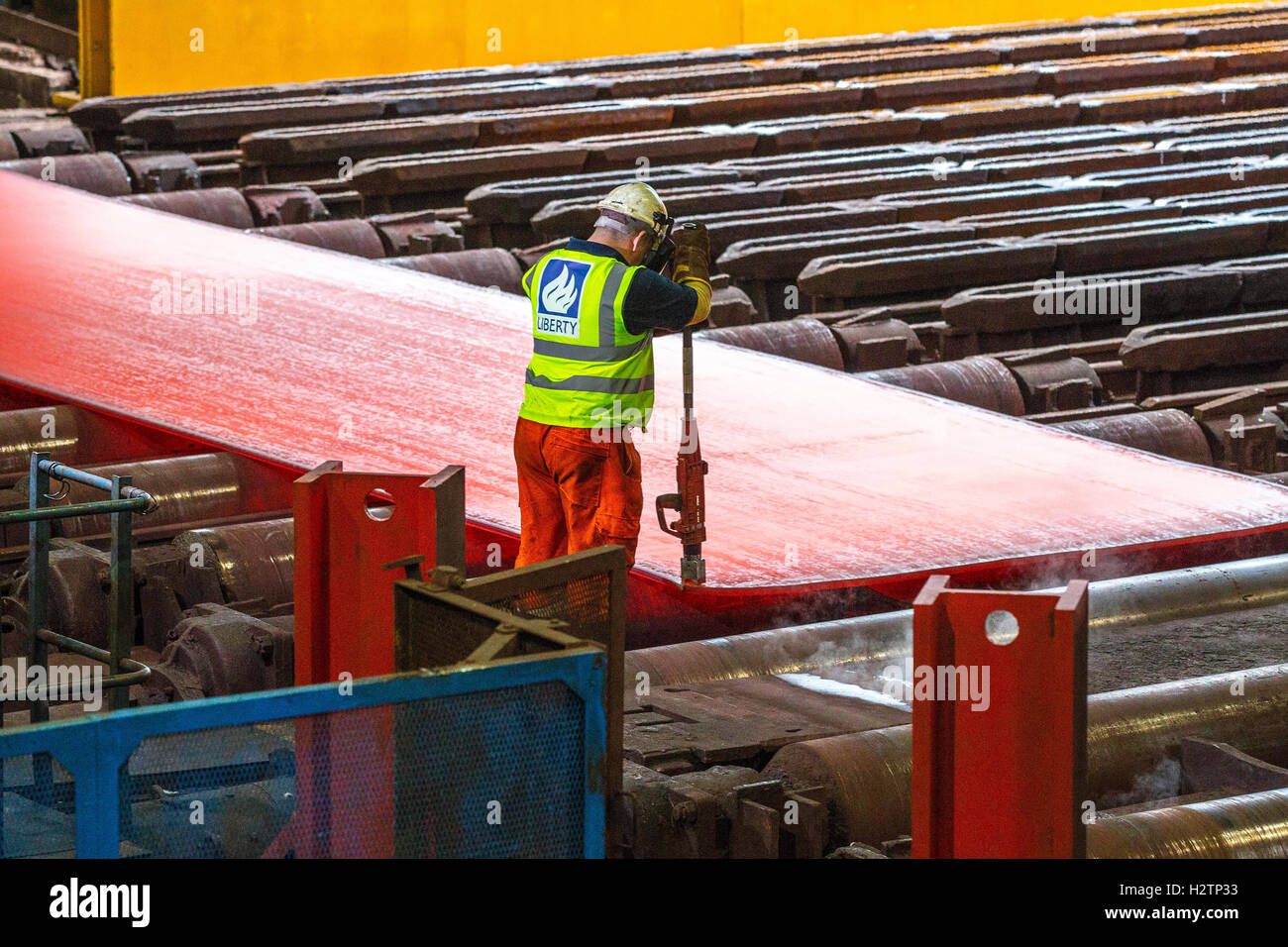 Red hot steel in steelworks being pressed Stock Photo - Alamy