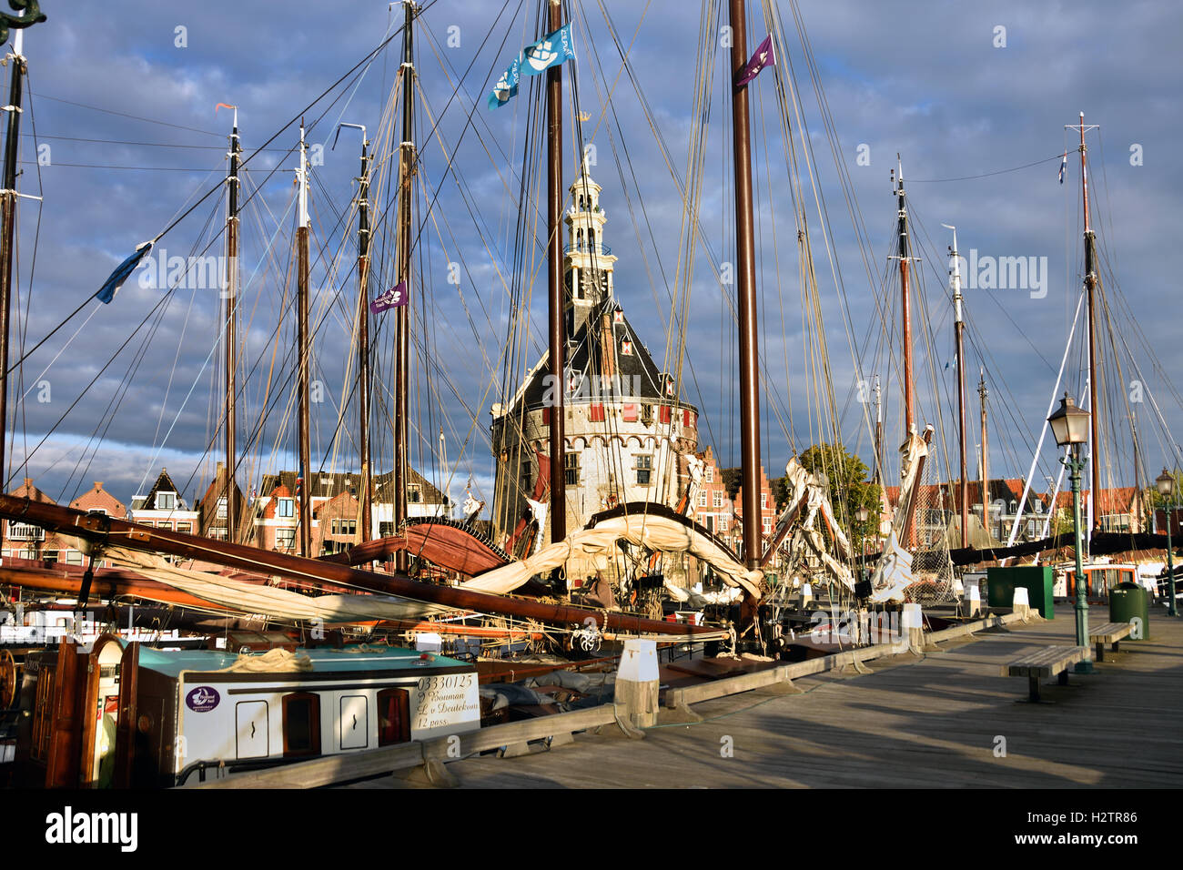Main northern port hi-res stock photography and images - Alamy
