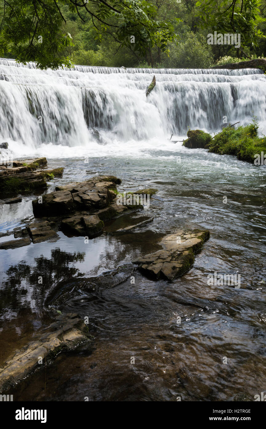 The River Wye dropping over Monsal Dale Weir, in the Peak District ...
