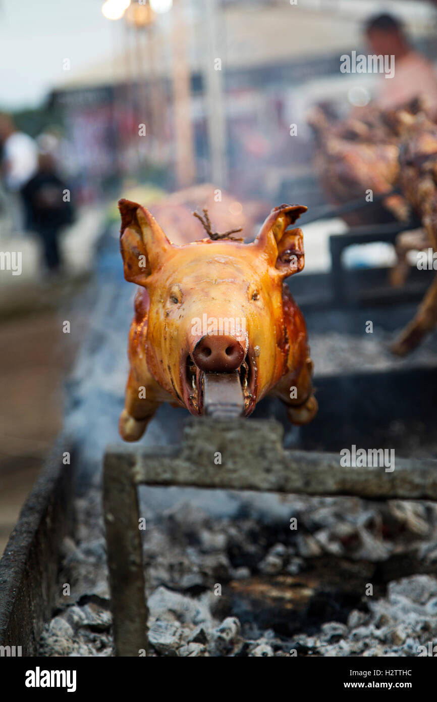 Roasted on a spit hi-res stock photography and images - Alamy