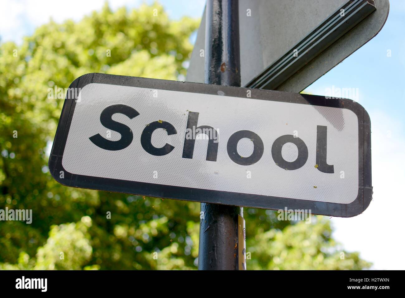 A School sign Stock Photo - Alamy