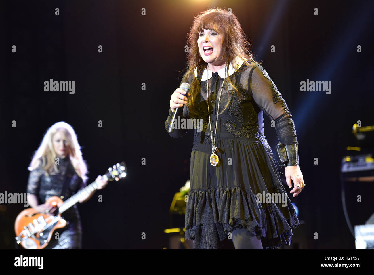 Heart performing live in concert at FirstMerit Bank Pavilion in Chicago ...