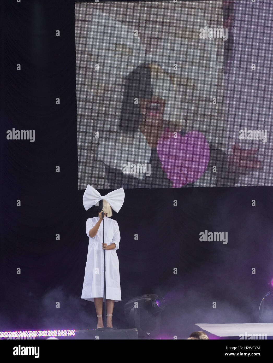 Sia on Good Morning America Summer Concert Series Featuring: Sia Where ...