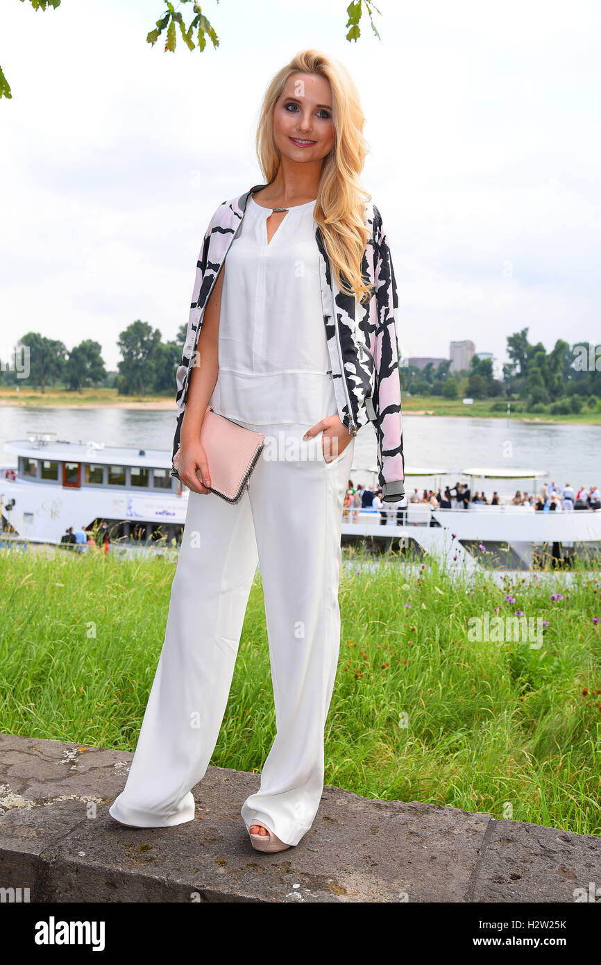 Anna steiger hi-res stock photography and images - Alamy