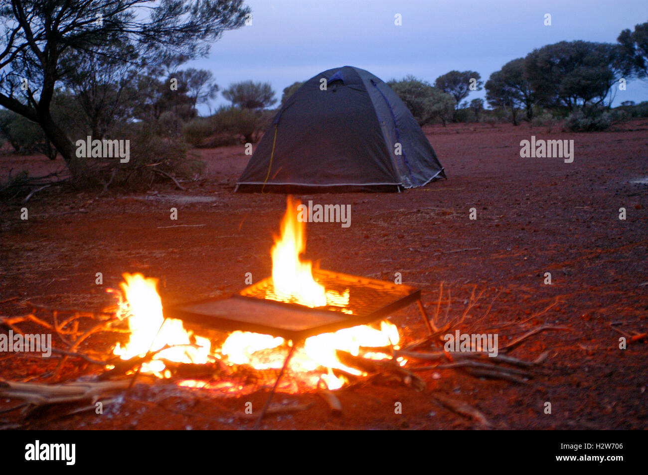 wilderness camping in the Australian bush Stock Photo - Alamy