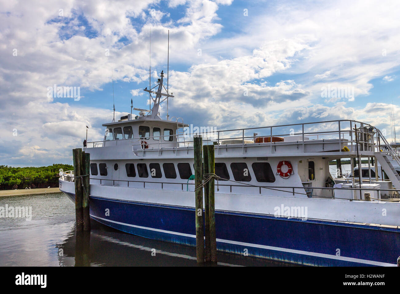 Ponce inlet water hi-res stock photography and images - Alamy