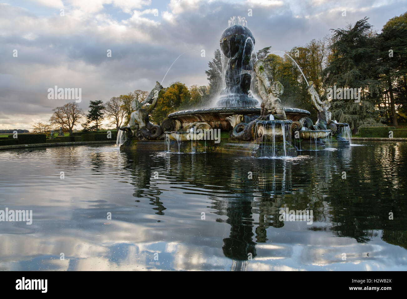 The Atlas Fountain, Castle Howard, North Yorkshire Stock Photo - Alamy