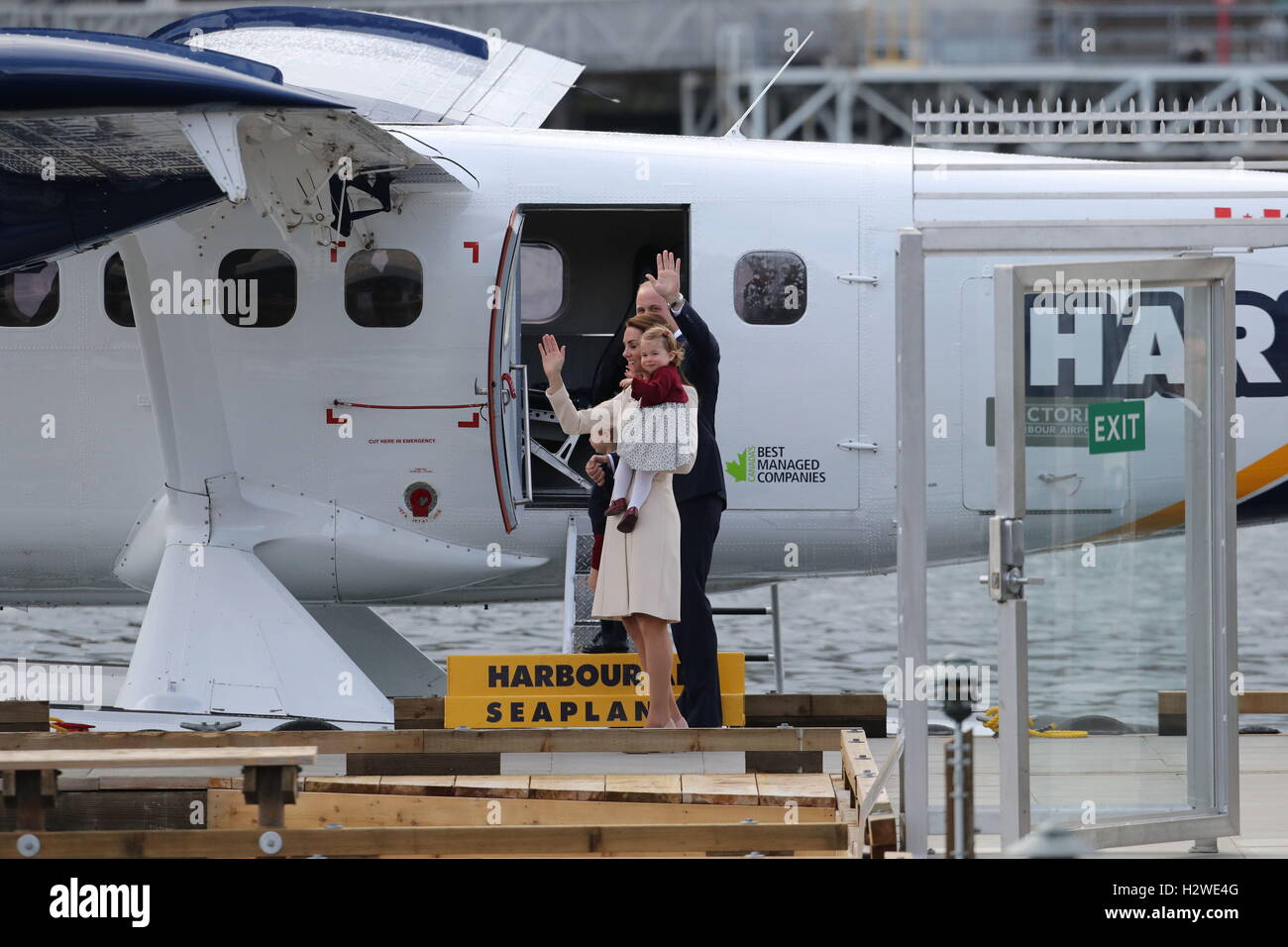 The Duke and Duchess of Cambridge, Prince George and Princess Charlotte ...