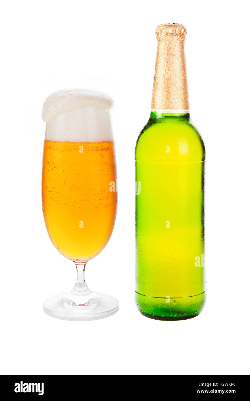 Mug refreshing cold beer Cut Out Stock Images & Pictures - Alamy