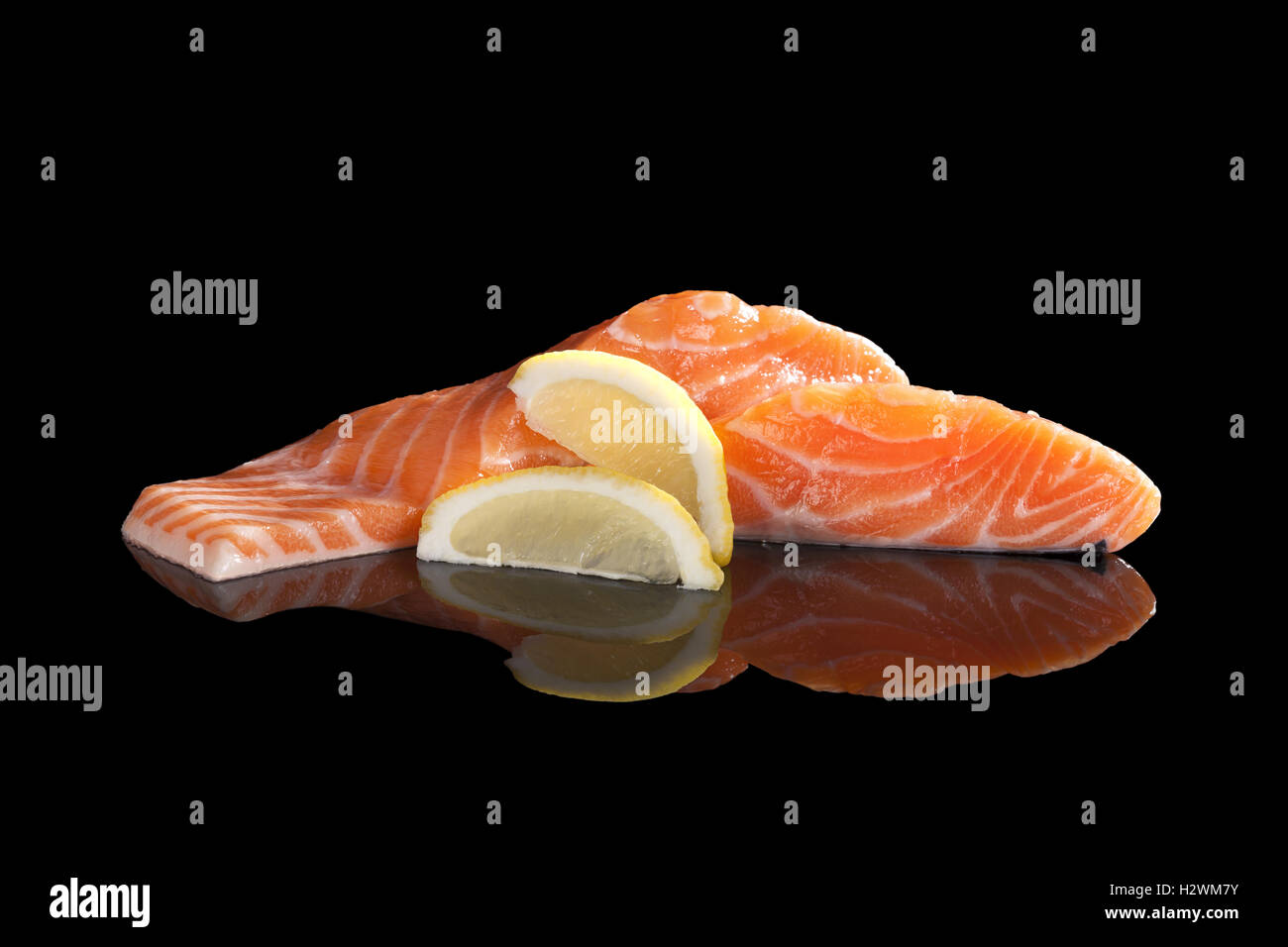Big fish steak hi-res stock photography and images - Alamy