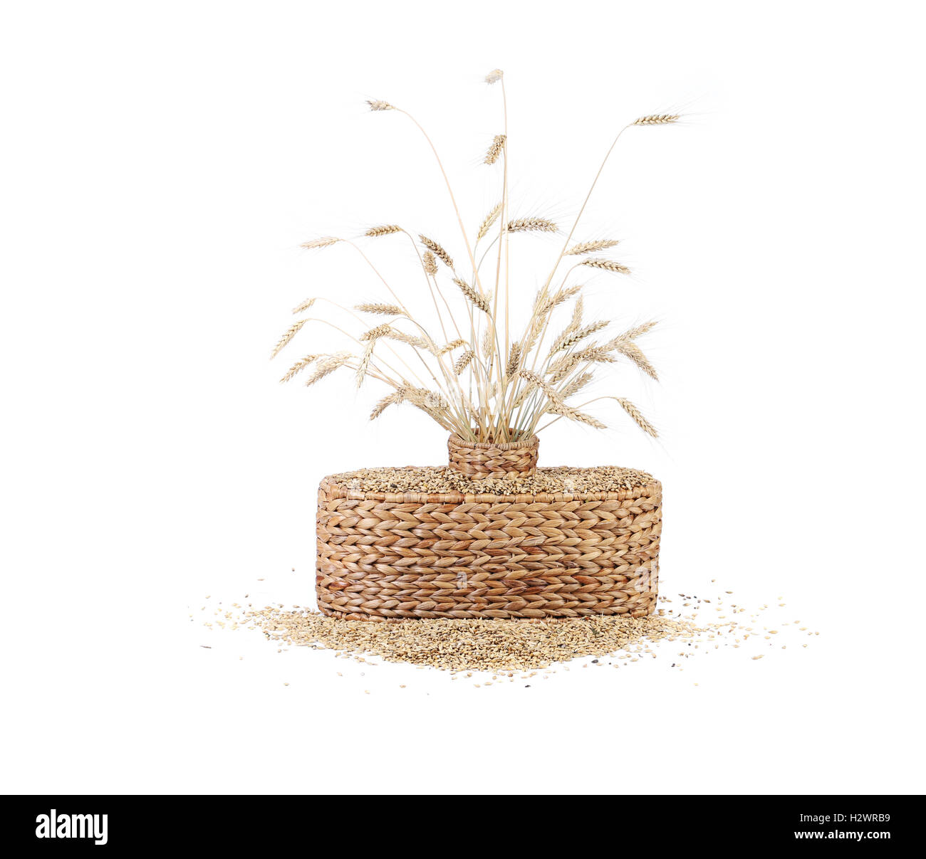 Bread in straw basket Cut Out Stock Images & Pictures - Alamy