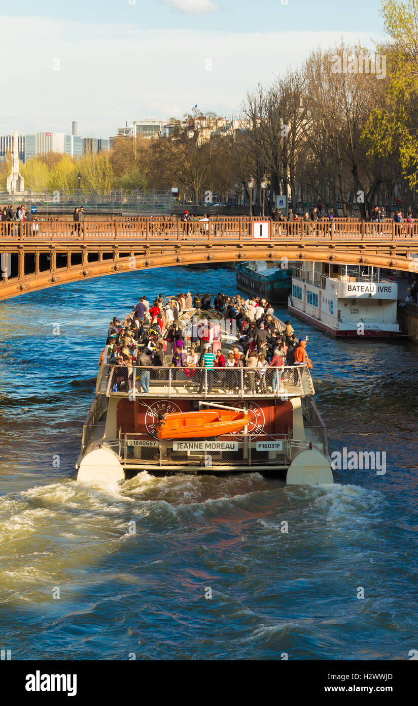 Paris, France-April 05, 2016: The pleasure boat Jeanne Moreau on Seine ...