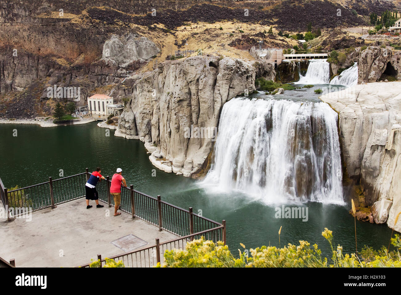 Shoshone Falls, Twin Falls, Idaho tourists taking pictures of the Stock ... Shoshone Falls, Twin Falls, Idaho tourists taking pictures of the Stock ...