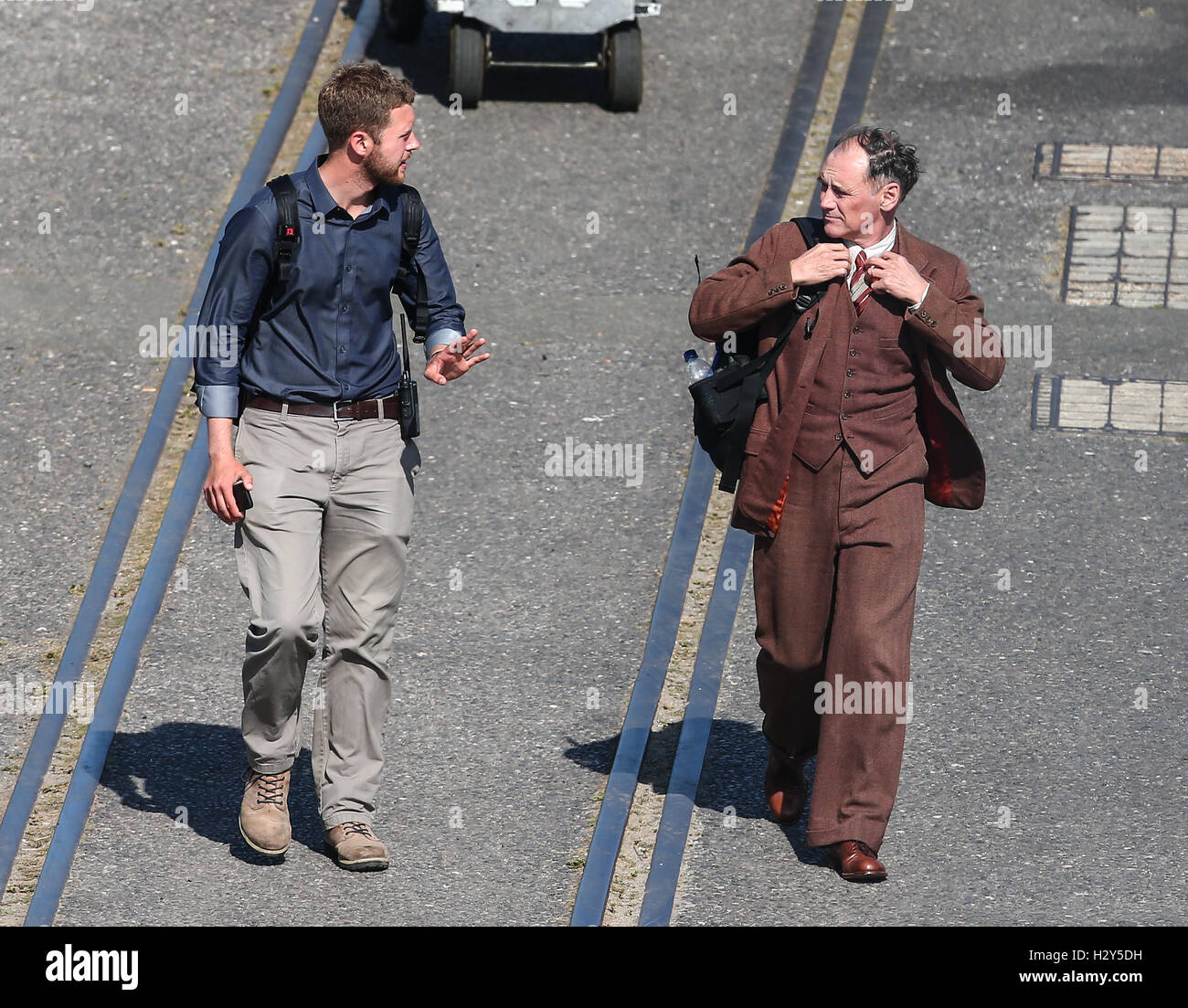 Christopher Nolan continues to film the movie "Dunkirk" in Weymouth ...