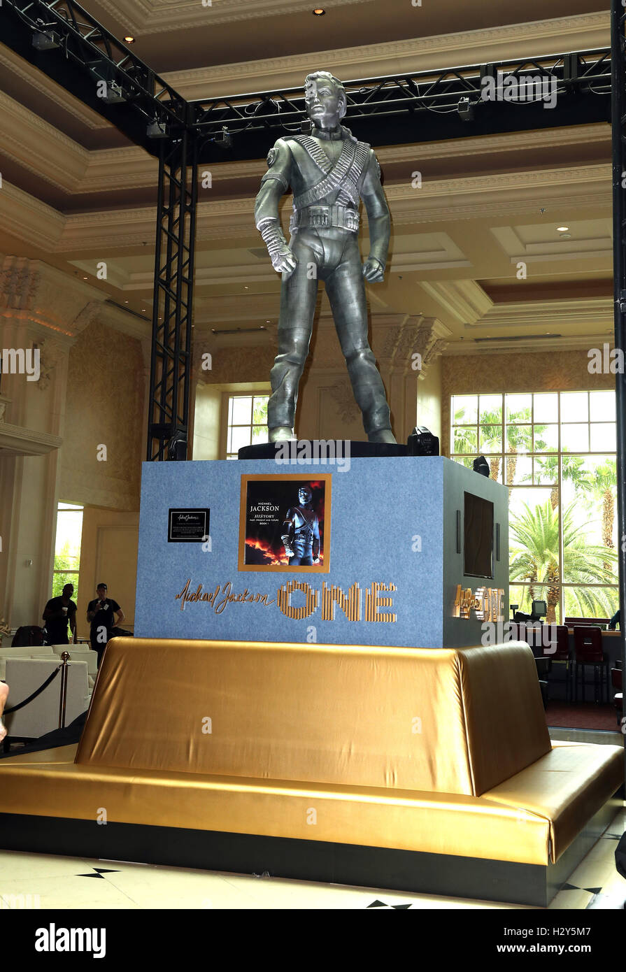 Michael Jackson HIStory Statue to be Unveiled at Mandalay Bay Resort ...