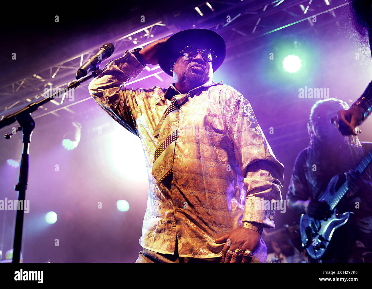 George Clinton and Parliament-Funkadelic perform live at Liverpool's O2 ...