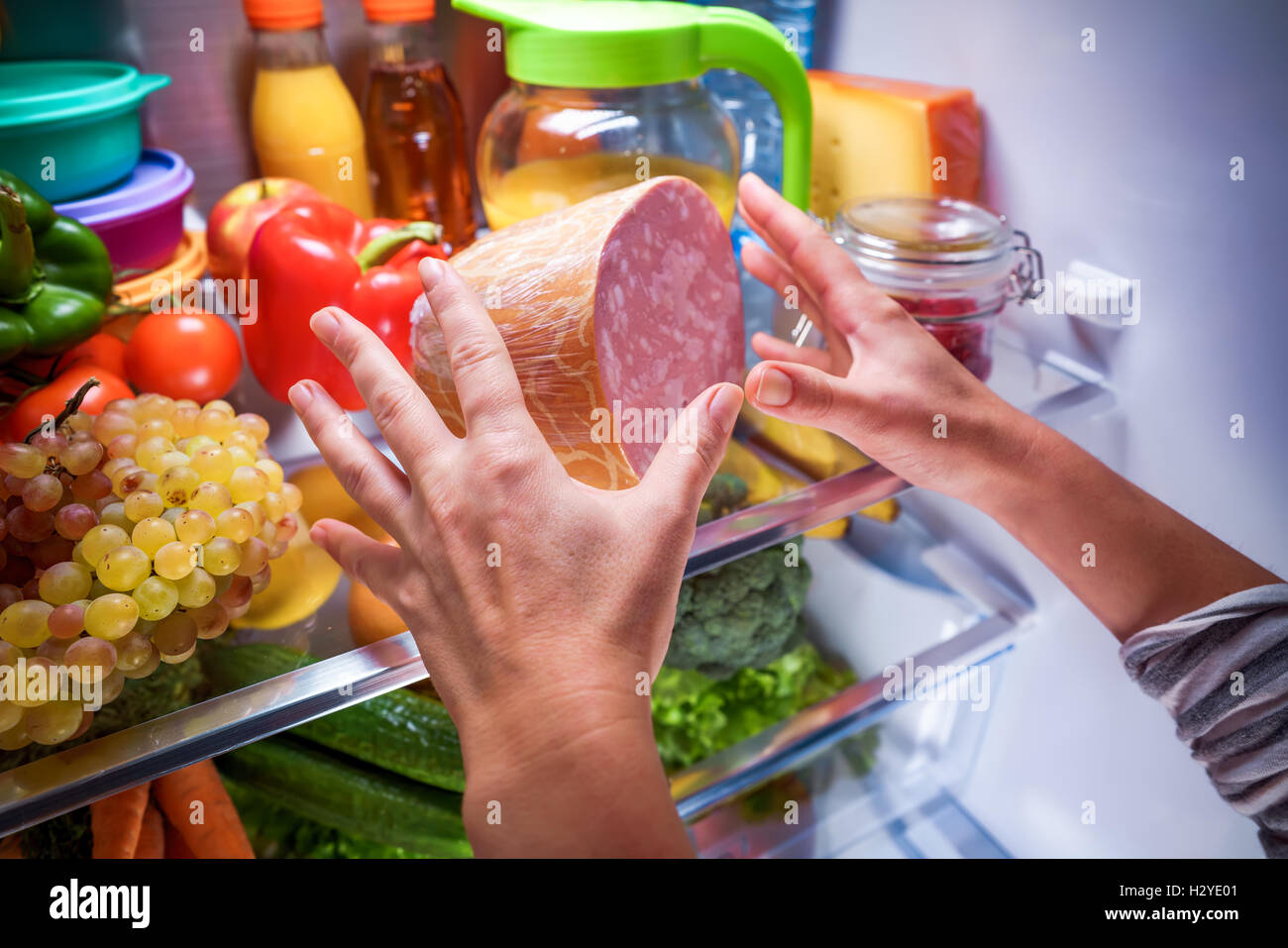 Hunger diet hi-res stock photography and images - Alamy