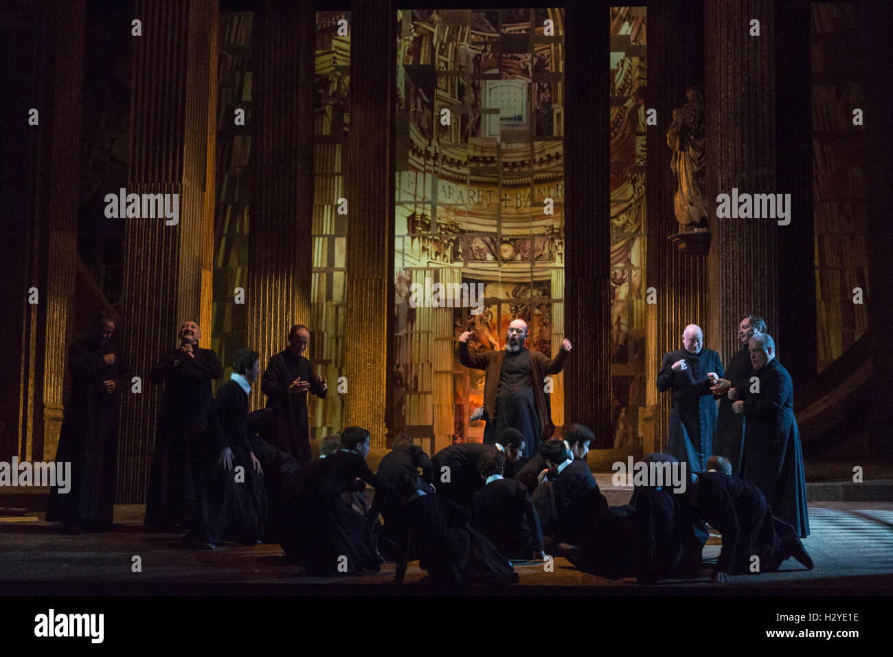 Tosca opera hi-res stock photography and images - Alamy