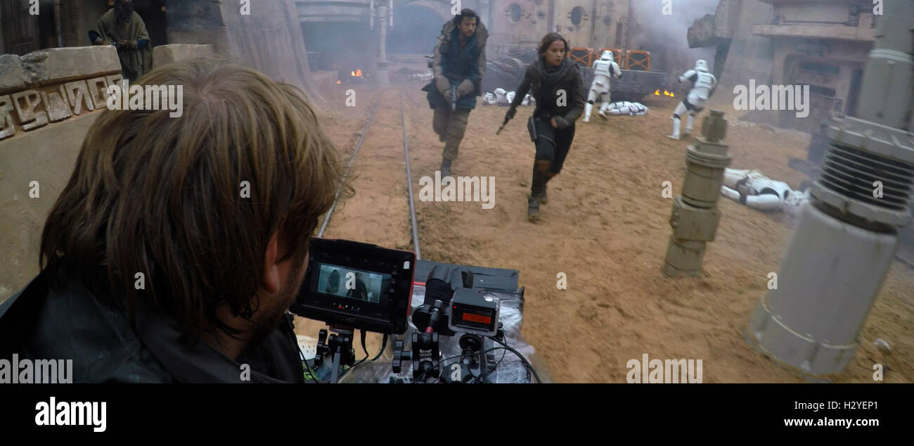 Star wars filming 2016 hi-res stock photography and images - Alamy
