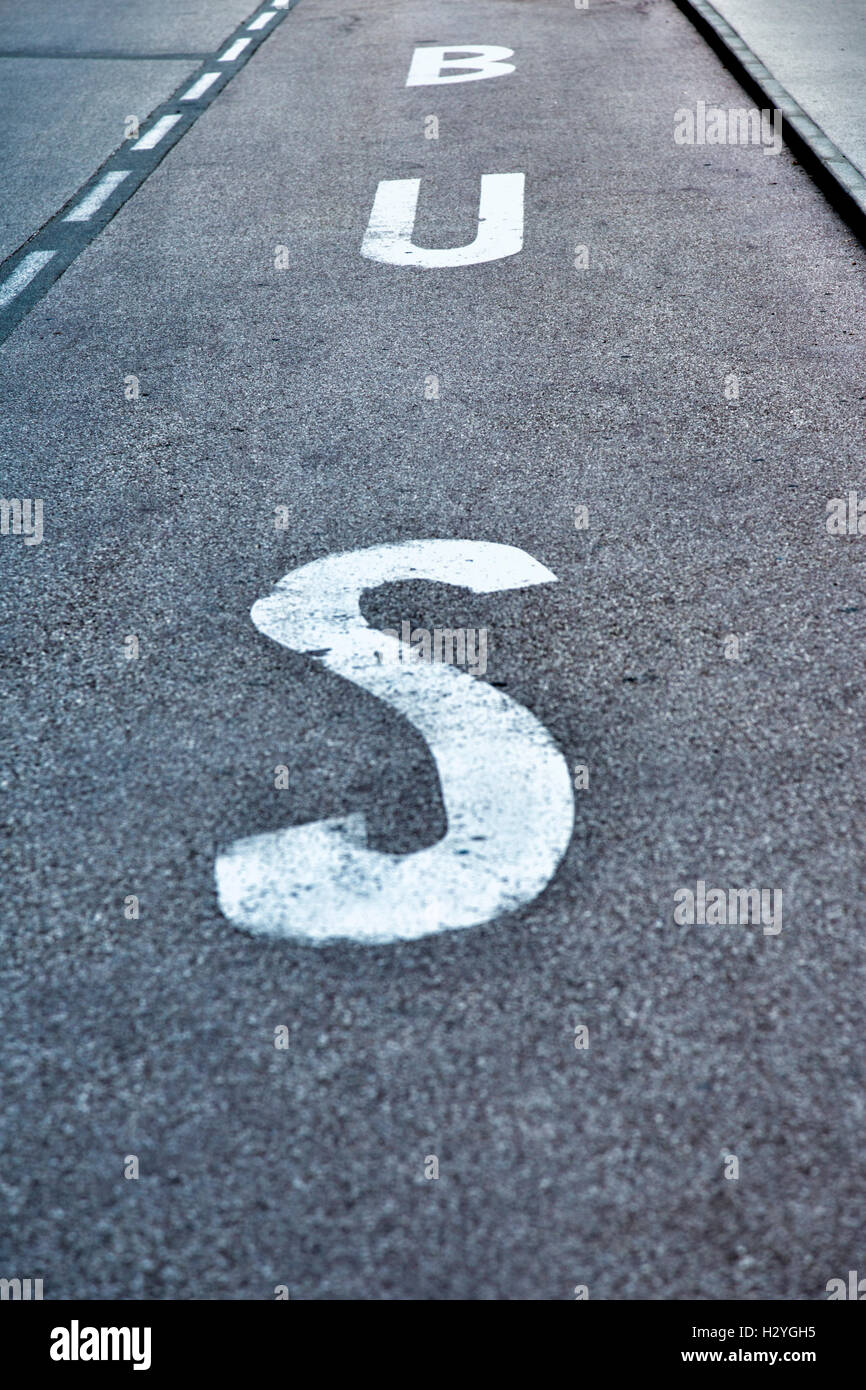 Bus lane, separated lane for the bus, road, Berlin, Germany Stock Photo ...