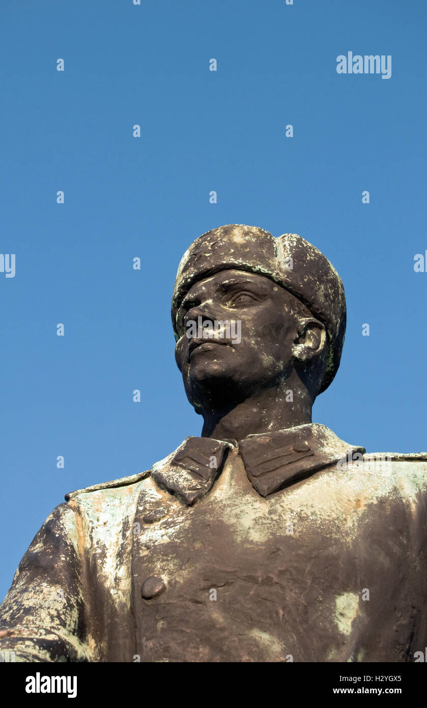 Soldier at Hungarian-Soviet Friendship Memorial, Statue Park, Memento ...