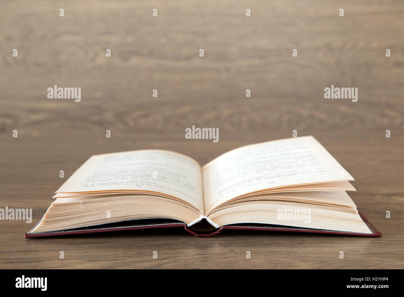 Book and literature hi-res stock photography and images - Alamy