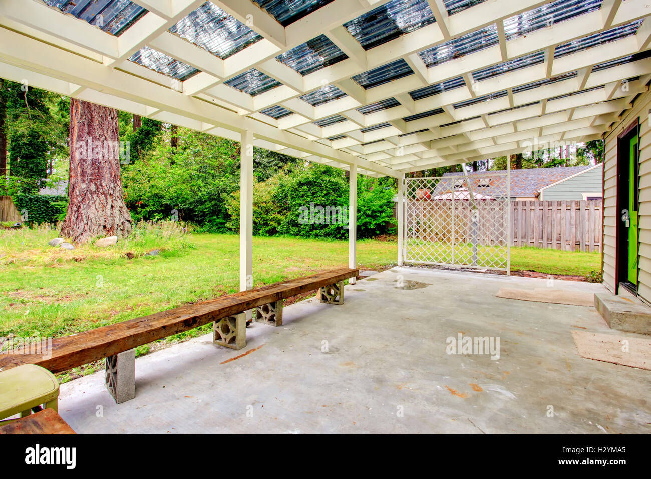 Countryside house. Big porch Stock Photo - Alamy