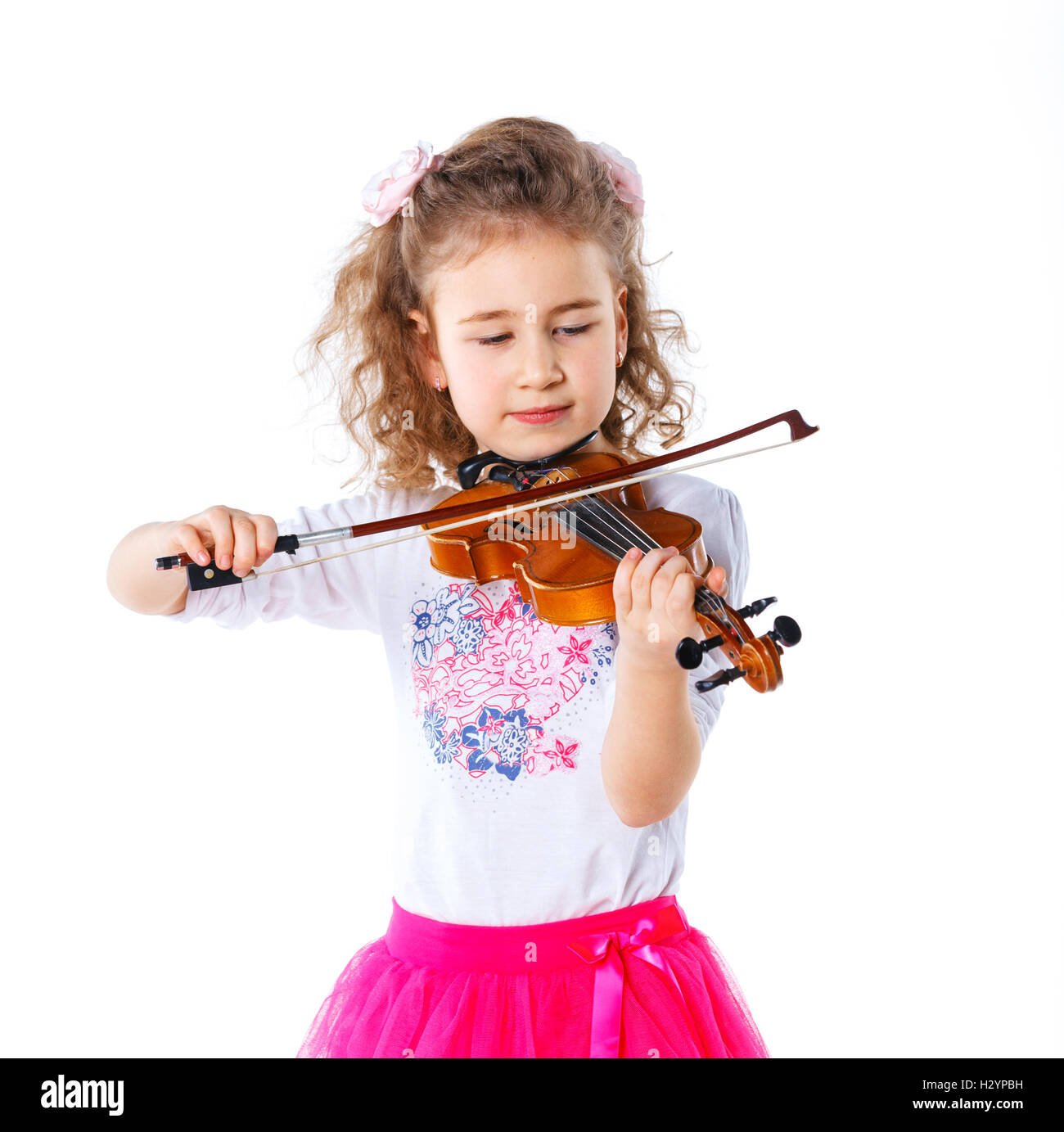 Girl little violinist Stock Photo - Alamy