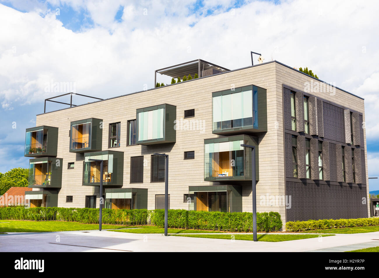 Modern residential architecture Stock Photo - Alamy