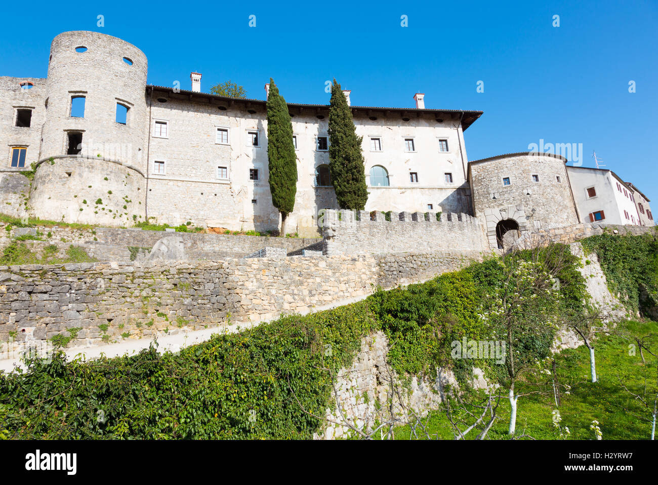 Stanjel slovenia hi-res stock photography and images - Alamy