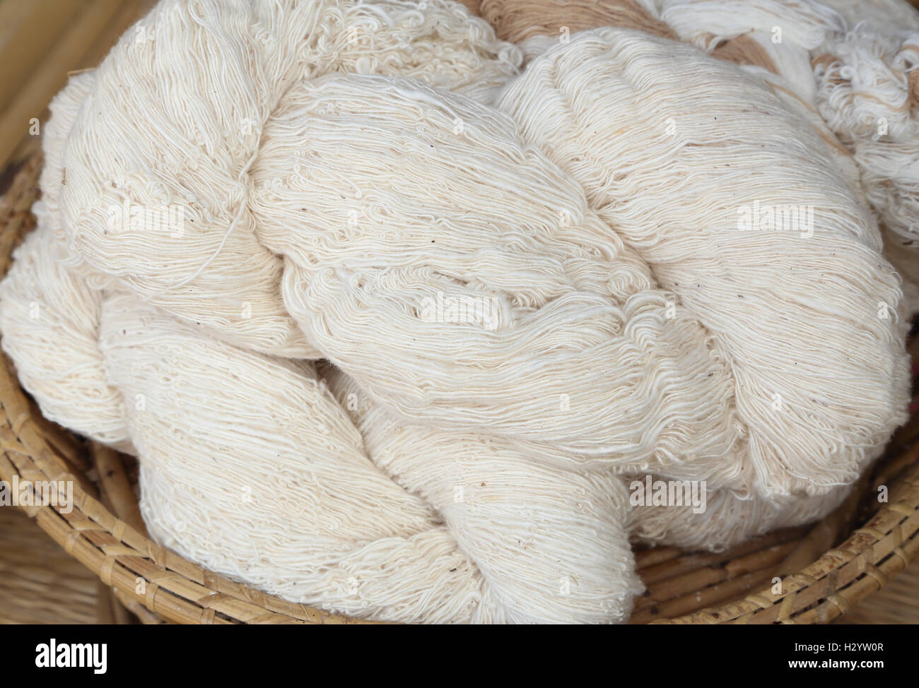 Thread silk fabric fabricate hi-res stock photography and images - Alamy