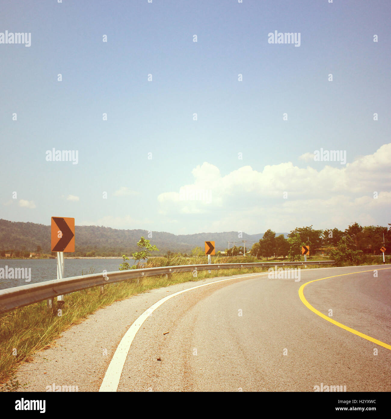 Instagram filter and road sign hi-res stock photography and images - Alamy