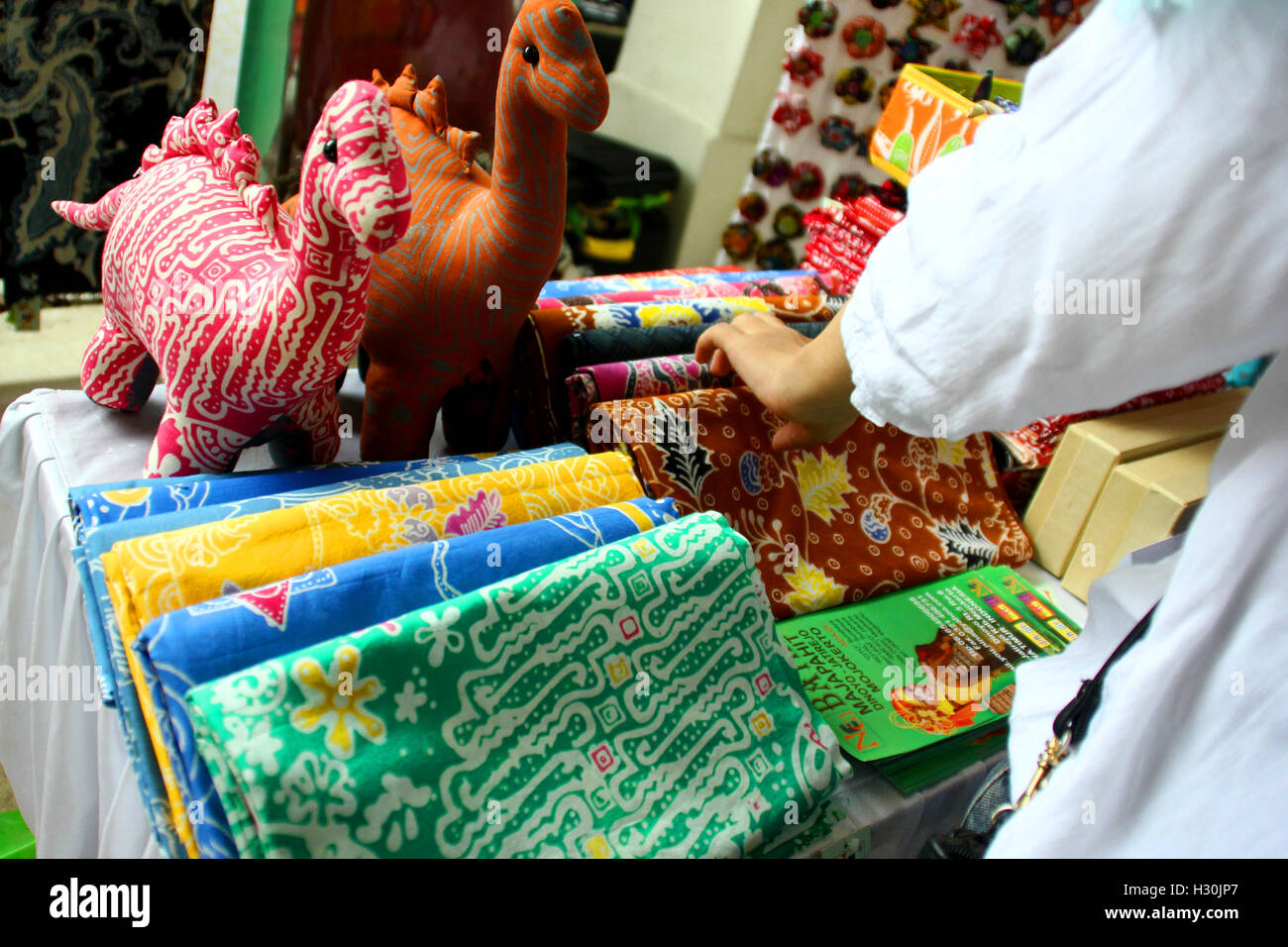 Surabaya, Indonesia. 02nd Oct, 2016. 500 women participants from ...