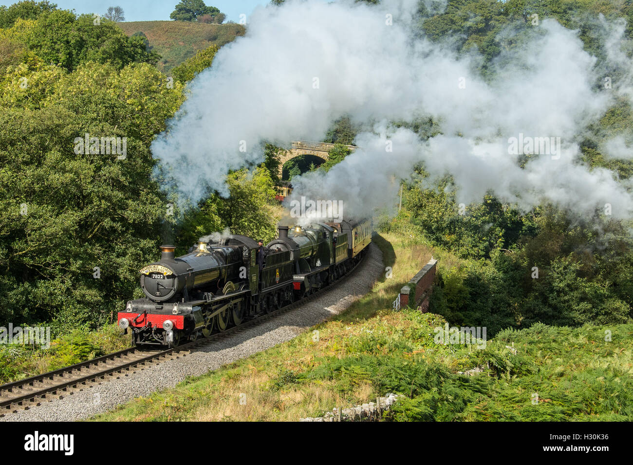 Manor 7822 Foxcote Manor and 2807 at Darnholme on the NYMR double ...