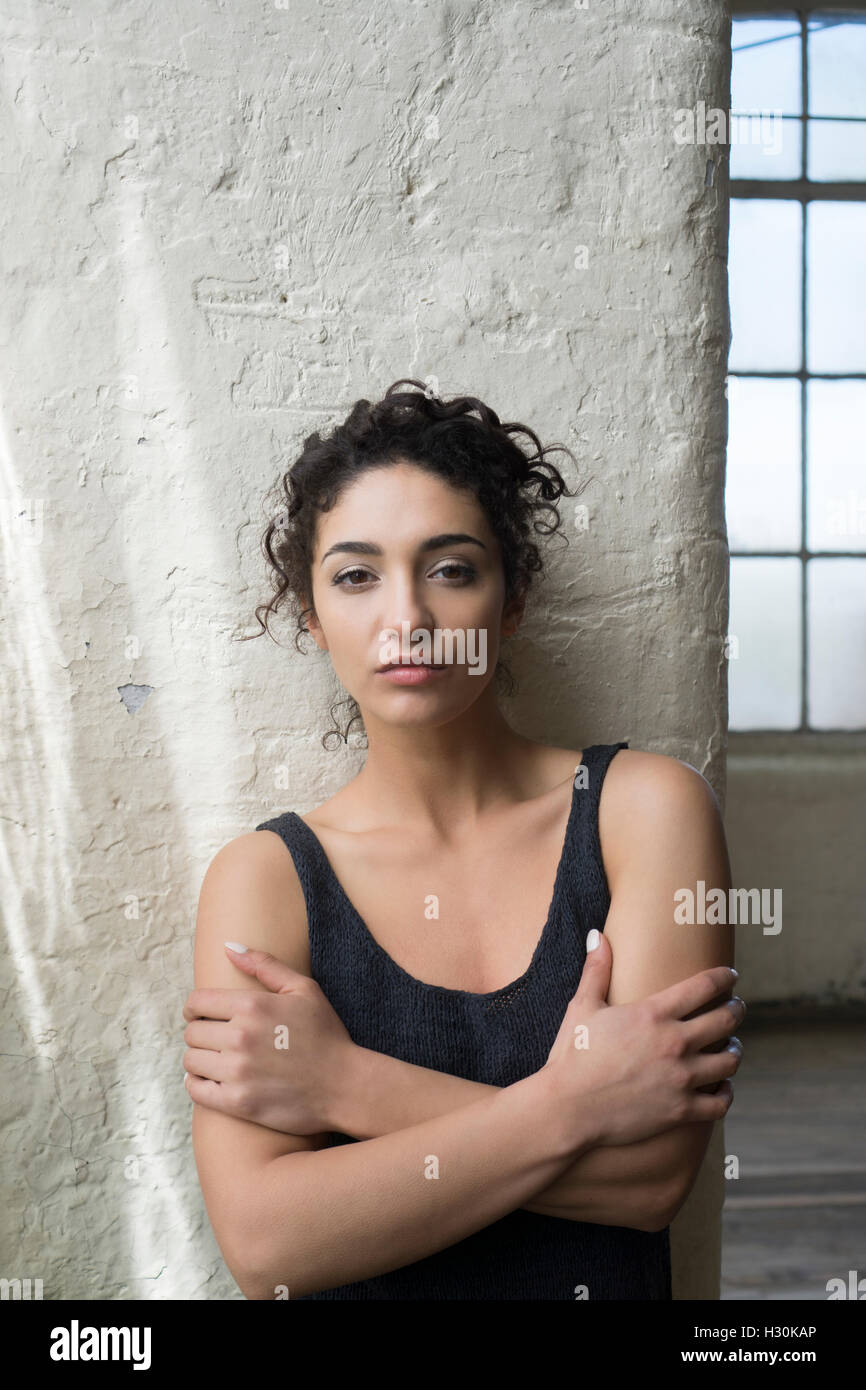 Person staring at the window hi-res stock photography and images - Alamy