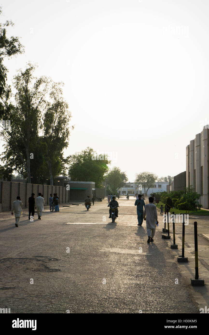 People walking on the street Multan Pakistan Stock Photo - Alamy