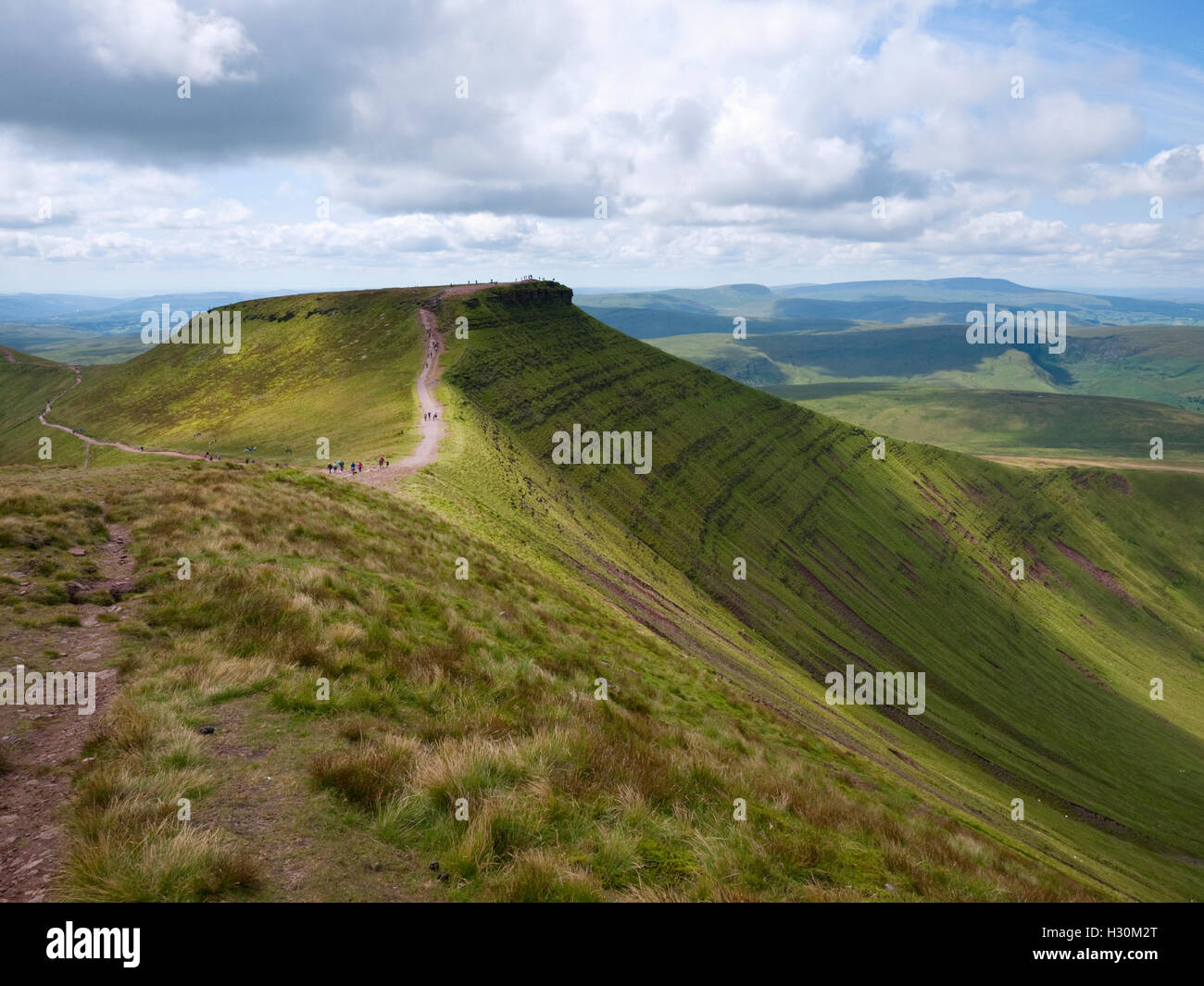 Corn Du, the neighbouring summit to Pen y Fan and second highest point ...