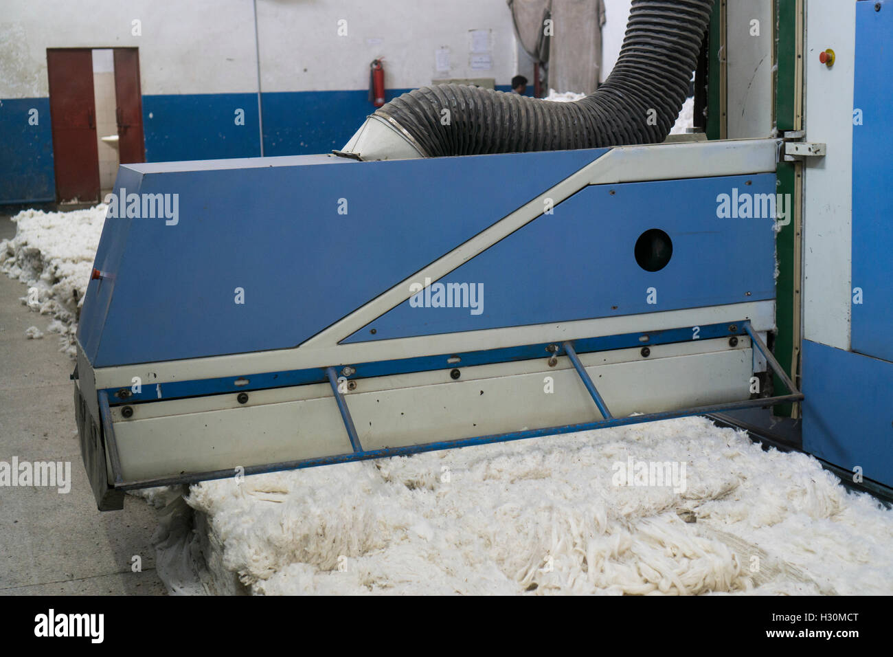 Machines inside cotton mill textile factory Multan Pakistan Stock Photo ...