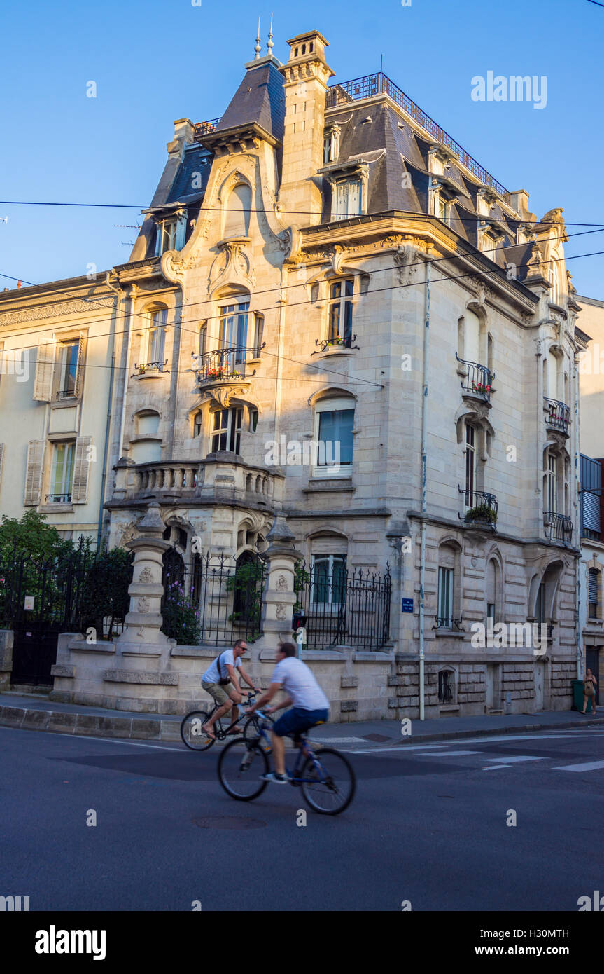 Art Nouveau Maison du Docteur Paul Jacques by Paul Charbonnier, 1905 ...