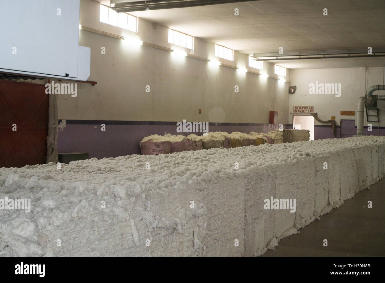 Cotton industry factory hi-res stock photography and images - Alamy
