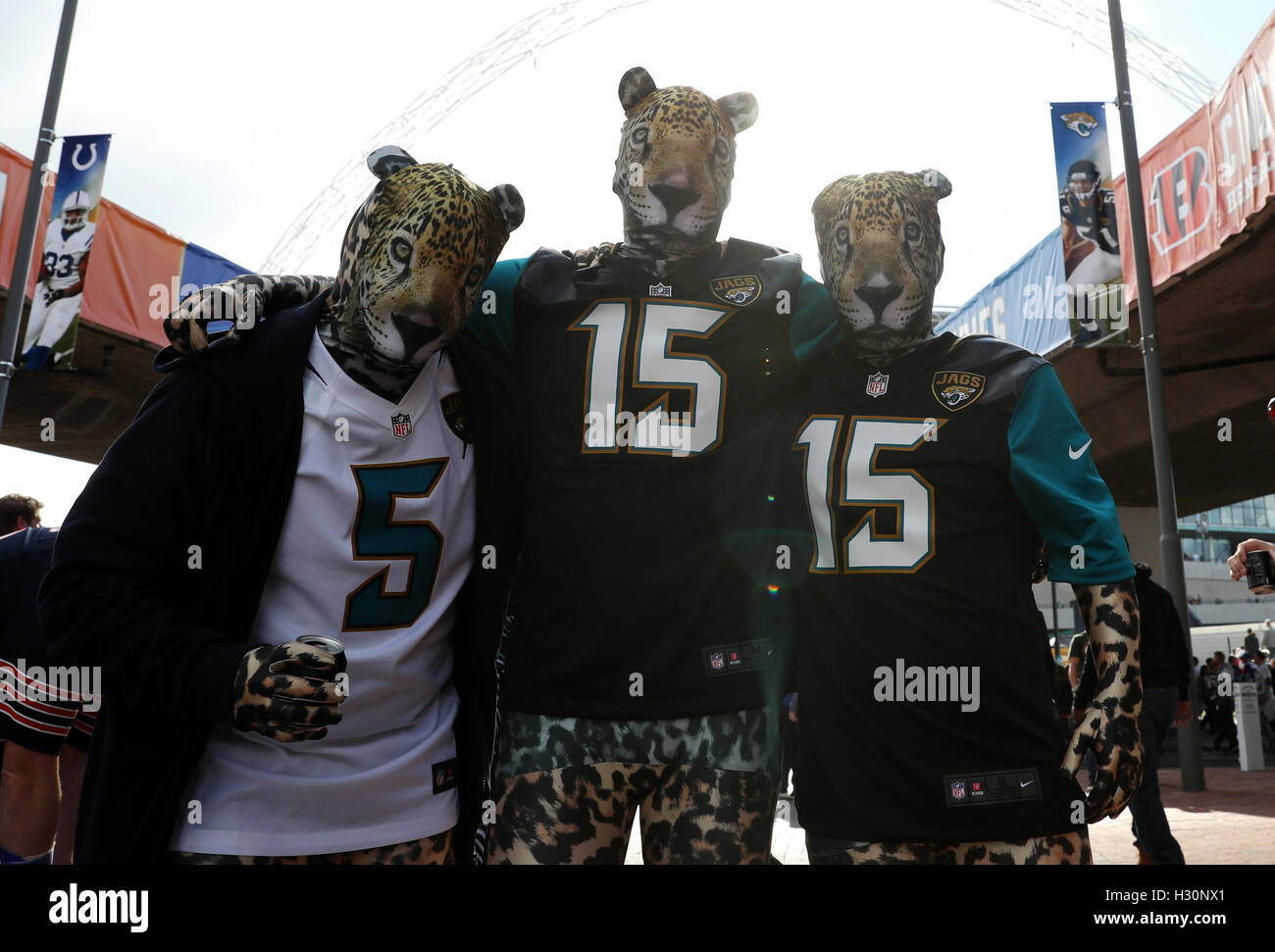 Jacksonville jaguar fans hi-res stock photography and images - Alamy