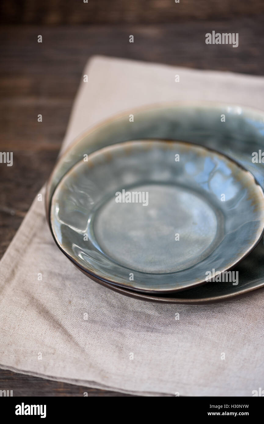 Two plates big small hi-res stock photography and images - Alamy