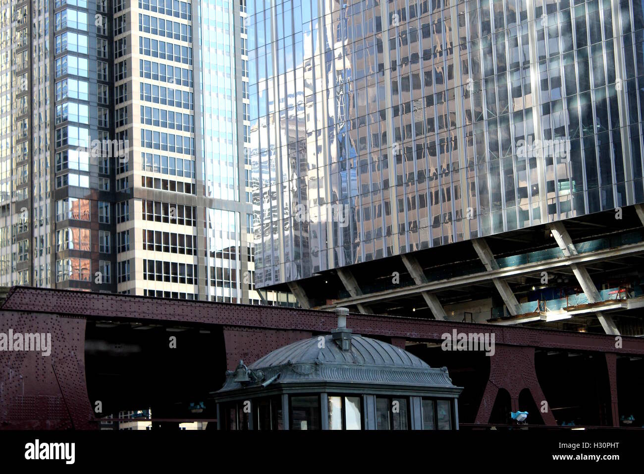 150 N Riverside under construction, peering over the Randolph St ...