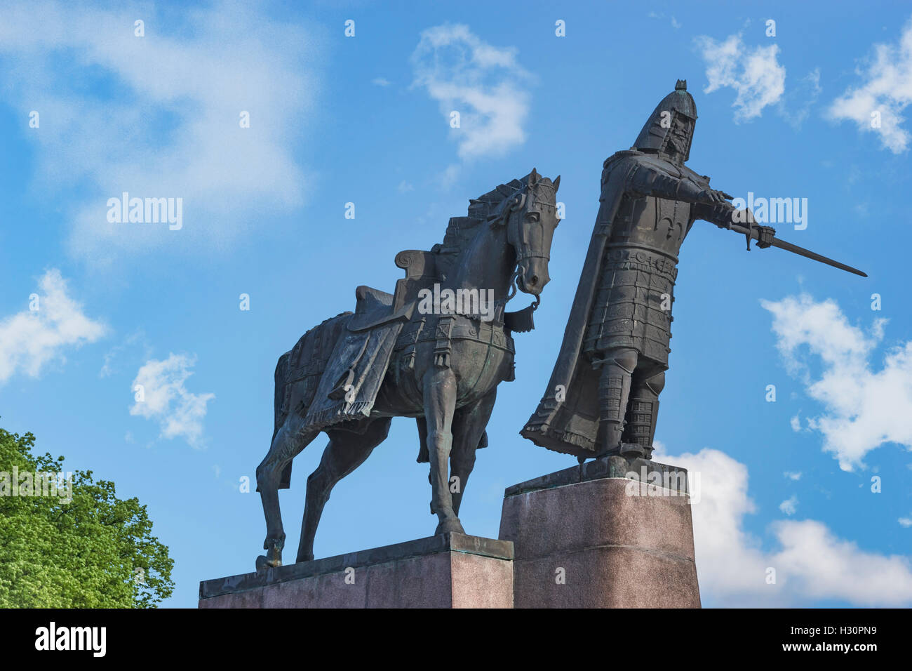 Gediminas denkmal hi-res stock photography and images - Alamy