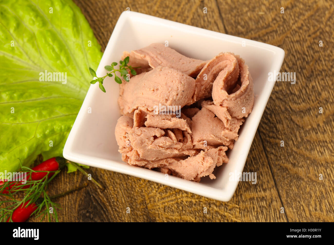 Liver pie in bowl hi-res stock photography and images - Alamy