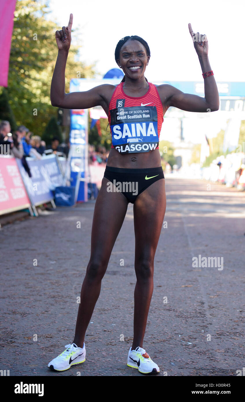 Kenyan athlete Betsy Saina celebrates her victory in the women's Elite ...