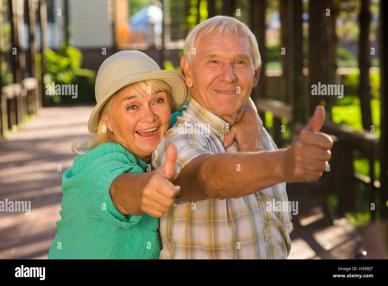 Thumb hug hi-res stock photography and images - Alamy