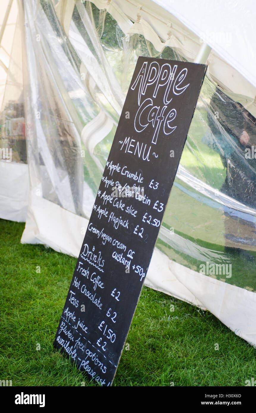 Brighton, East Sussex, 2nd October 2016. Brighton’s annual Apple Day ...